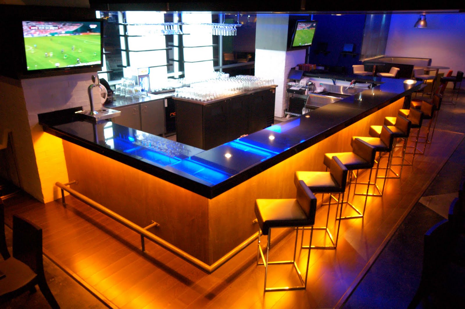 LIVING LIFE IN COSTA RICA Blog NOVA SPORTS BAR And Restaurant living-life-in-costa-rica-blog-nova-sports-bar-and-restaurant