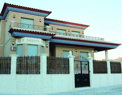 FC Barcelona Blog: Barça Transfer Zone: Iniesta's new home