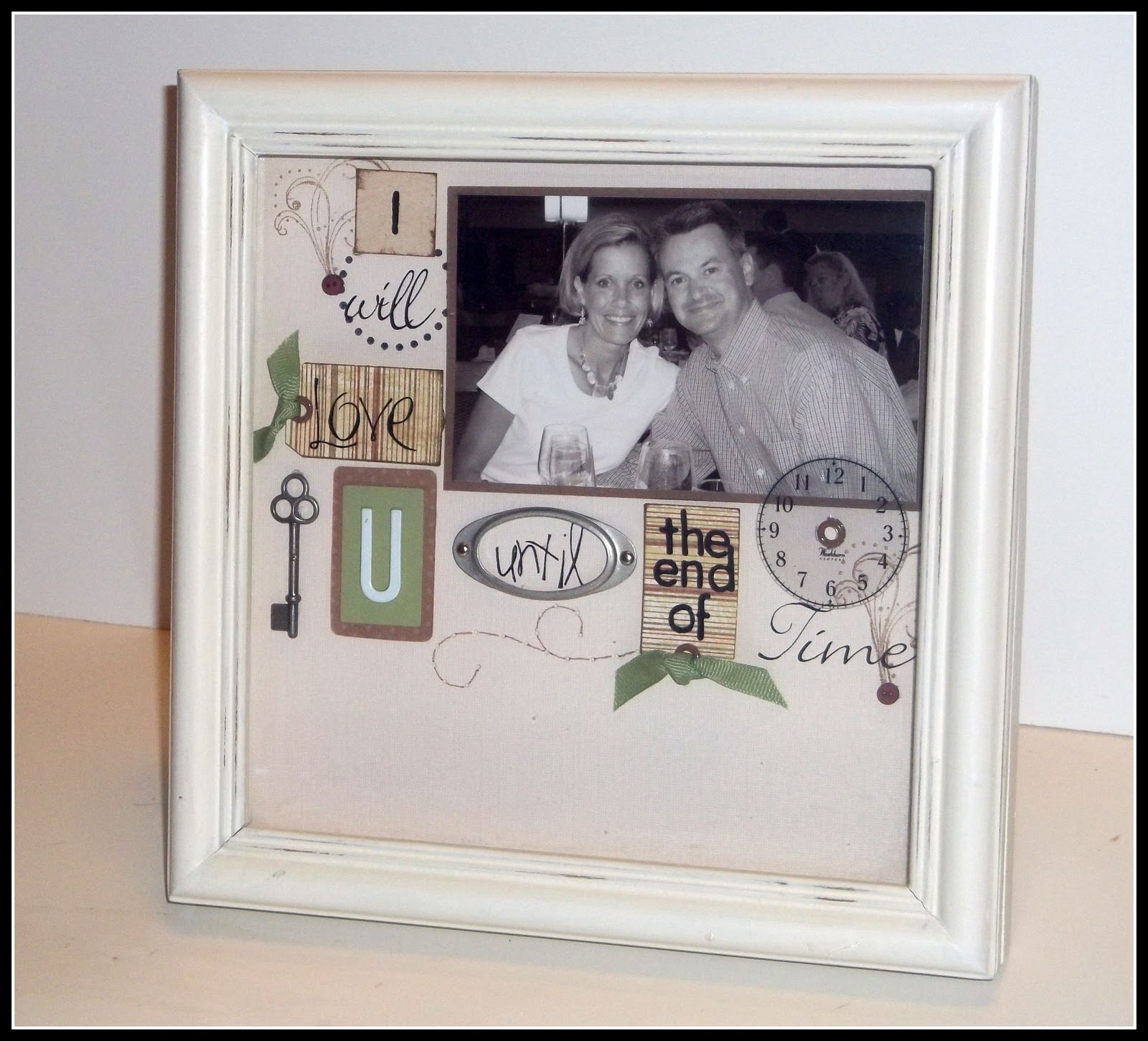 Crafty Girls Workshop...: Paper Crafting with a Shadow Box Frame