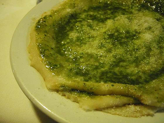 PESTO GENOVESE: Testaroli di Sarzana