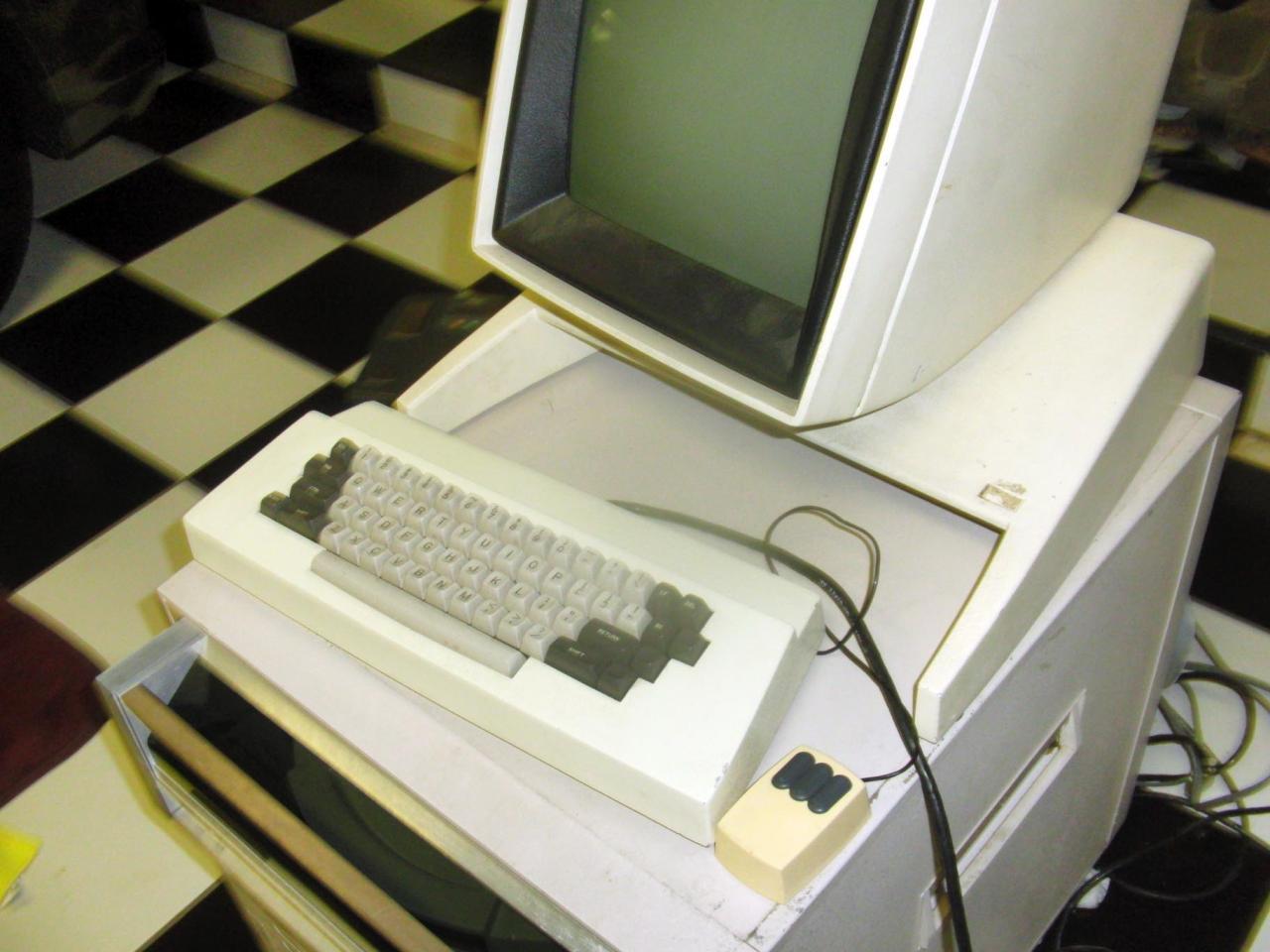 Retro Treasures: Xerox Alto Computer