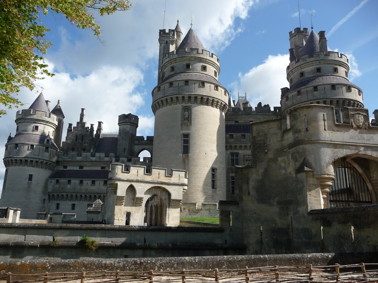 Four For France: Château de Pierrefonds