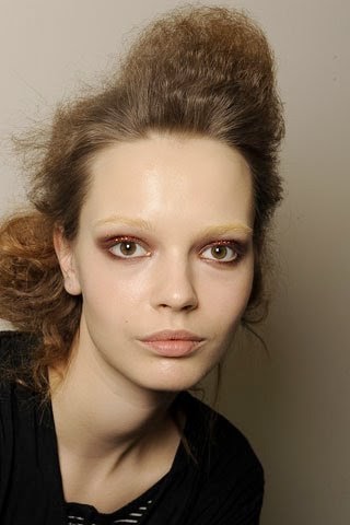 The Beauty of Life: Light Socket Hair: The New Trend Seen On The Fall ...