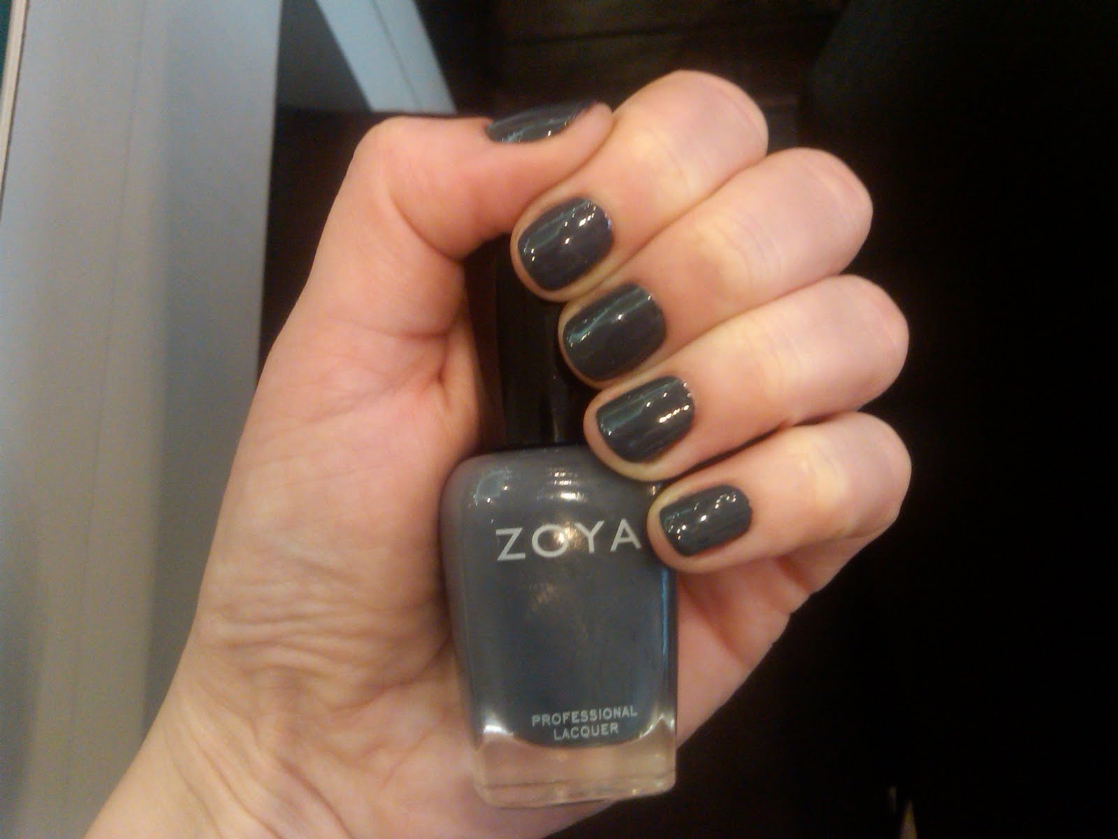 The Beauty of Life: My Latest Mani: Zoya Kelly