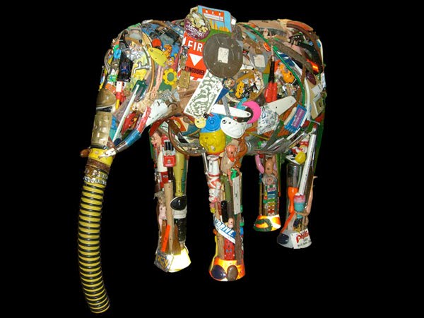 Arte con basura reciclada. Esculturas de Leo Sewell ~ La Kincalla ...