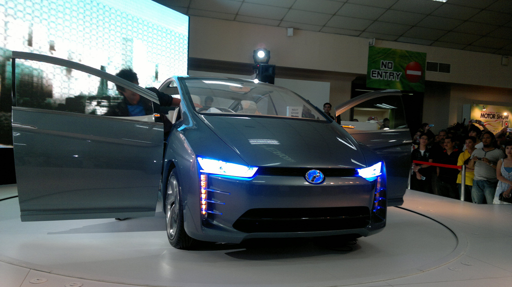 Wallpaper High Quality: Perodua Bezza Concept Klims 2010