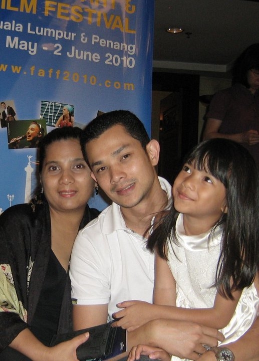 Poets United: The Life of a Poet - Ninot Aziz