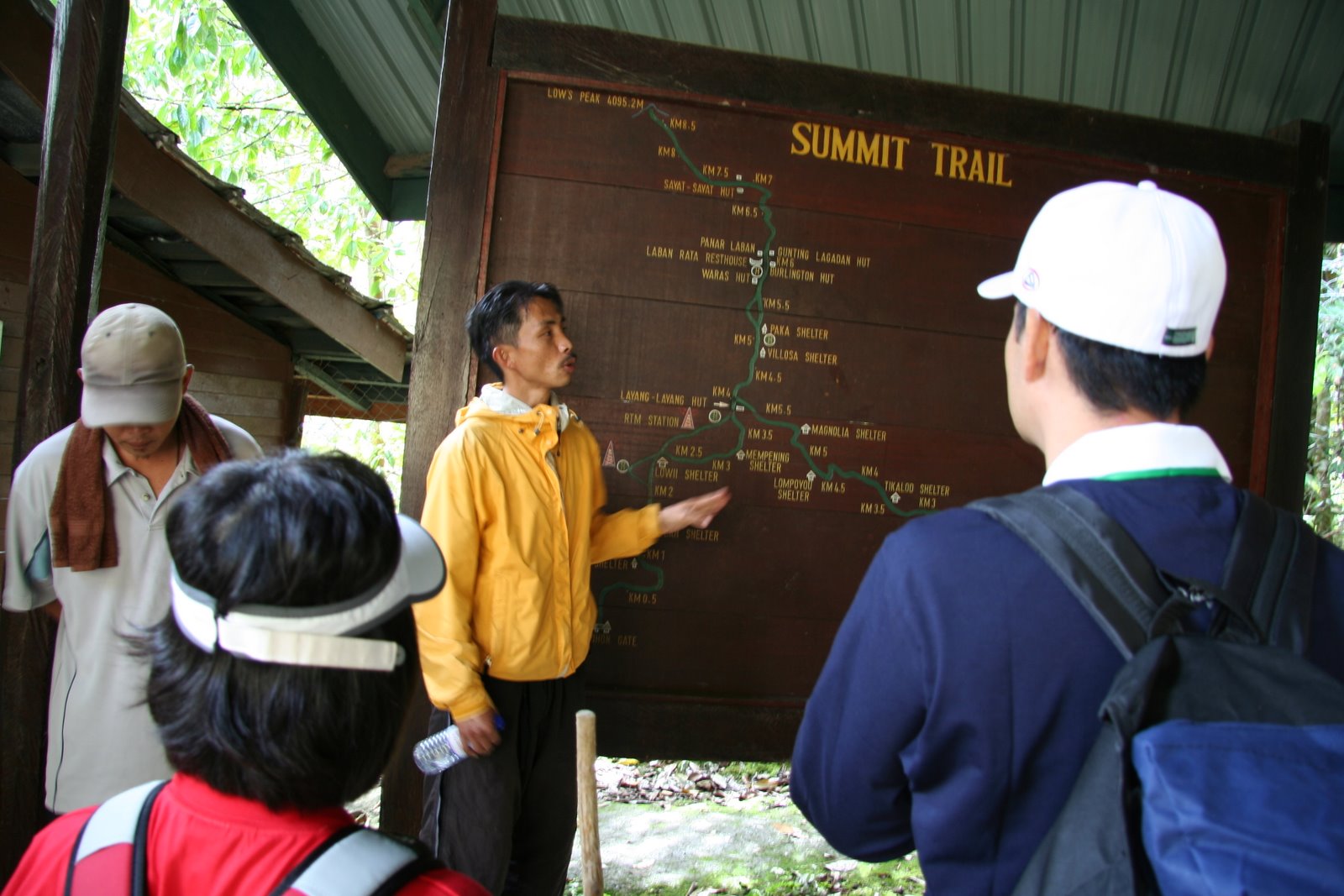 Climbing Mt Kinabalu: Timpohon Gate Briefing
