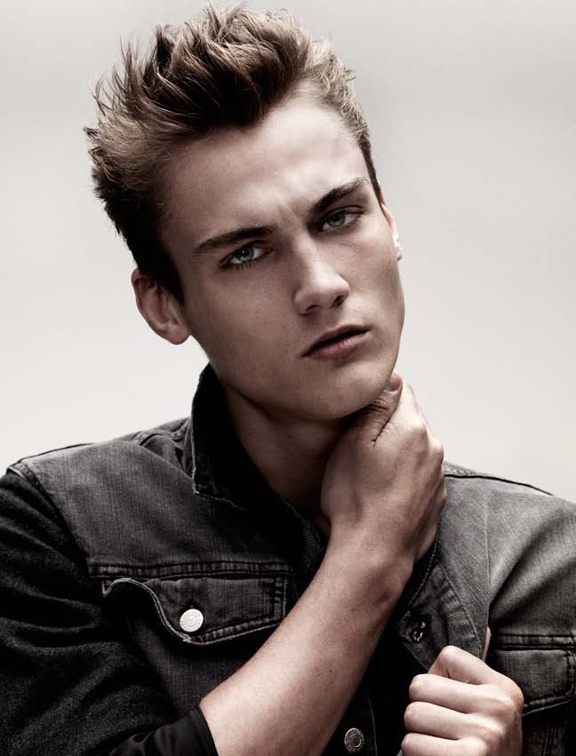 Celebrities Today: Yuri Pleskun, Micky Ayoub, Tyler Riggs, Alan Carey ...