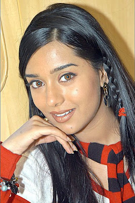 Amrita Rao Latest Photos - Choosing Best Hairstyles - Zona Entertain