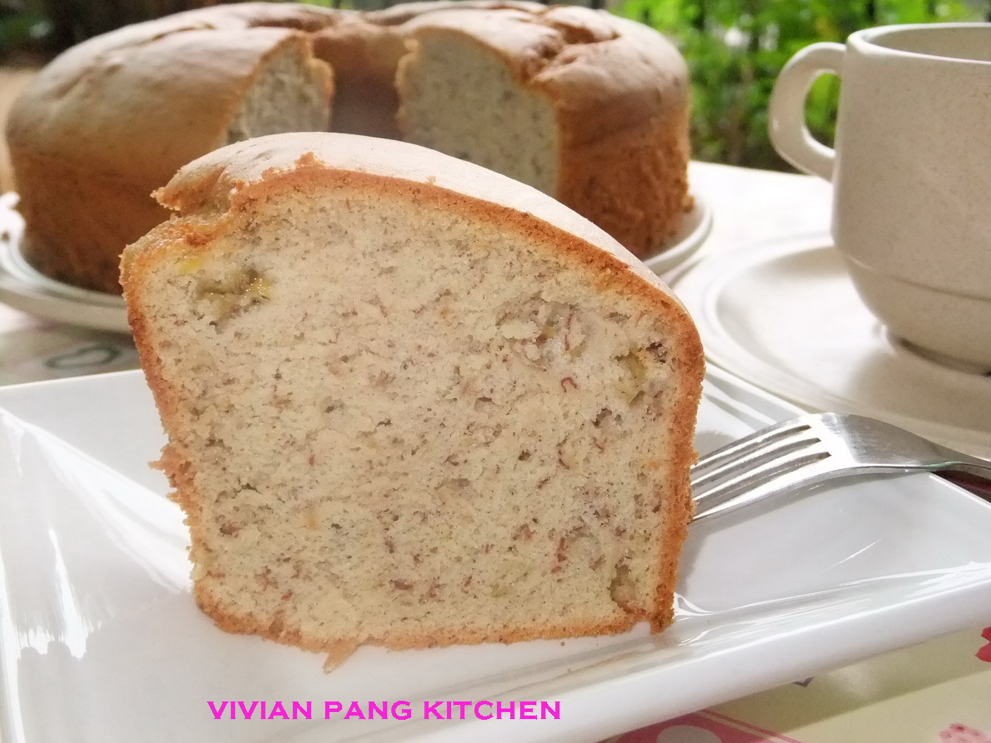 Vivian Pang Kitchen: Banana Sponge Cake