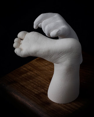 Tim Bunton Sculpture: Hand Portraits