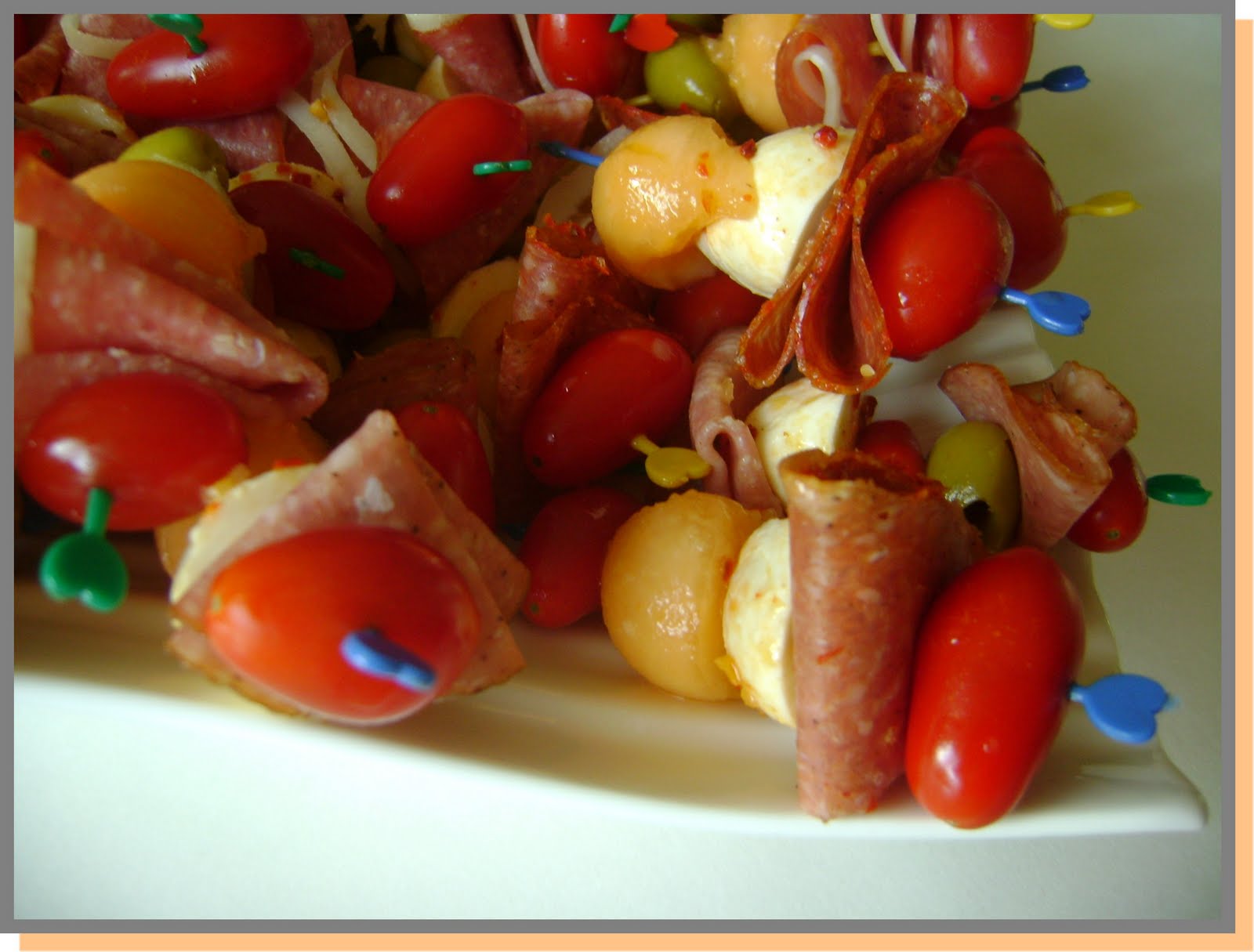 LE TRÉSOR GOURMAND: BROCHETTES DE BOCCONCINI