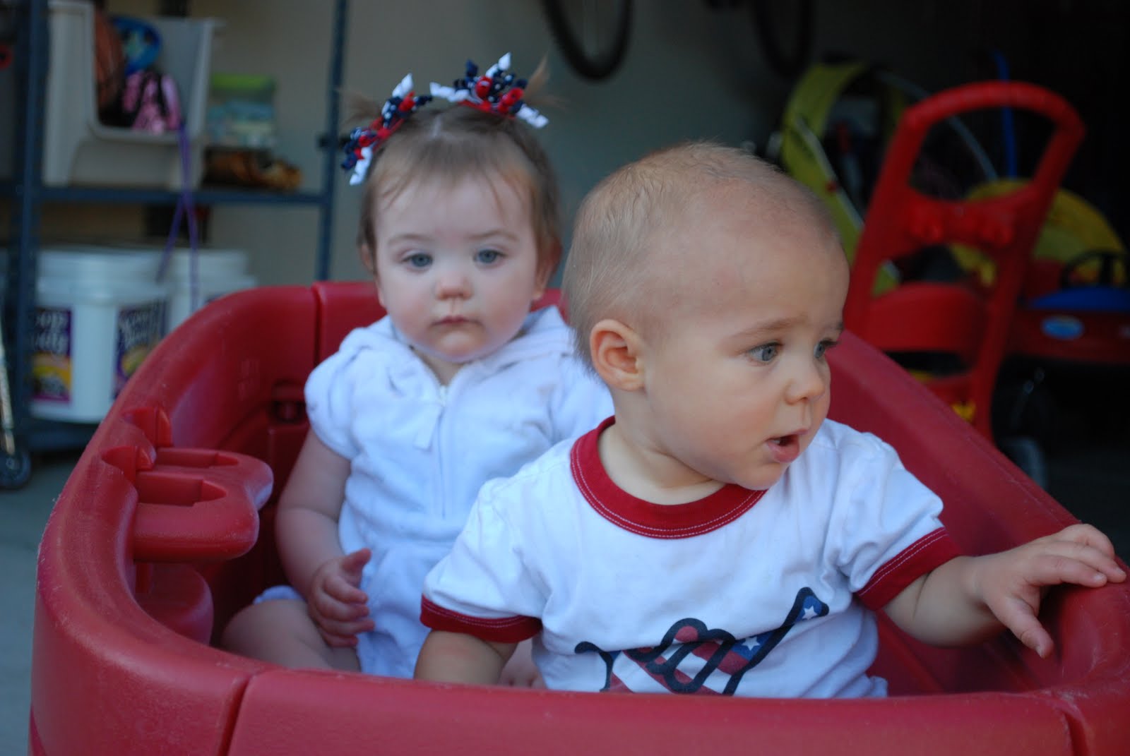This is My Blog Attempt: Teagan and Matthew in the Wagon