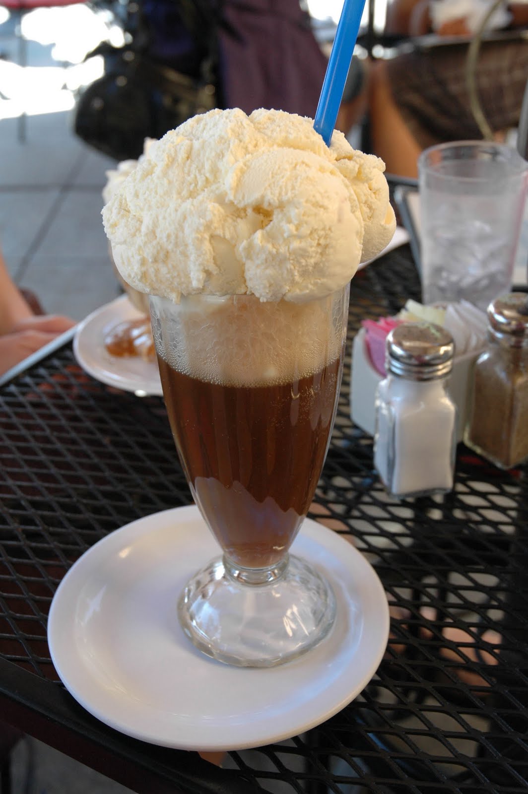 Foodspiration: Summertime Sundae- Fenton's Creamery