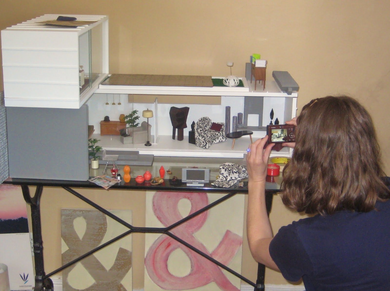 Leftcoastmini: As close to the edge as I can get.: Mini Dork, Guest Curator