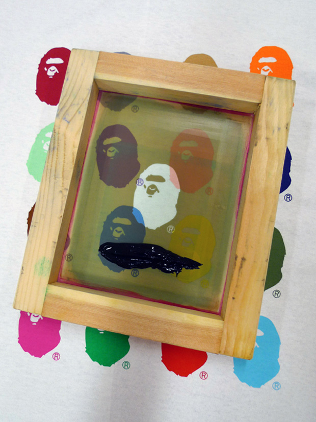 JustVim Blog: A Bathing Ape 17th Anniversary NIGO BAPE HAND PRINT TEE