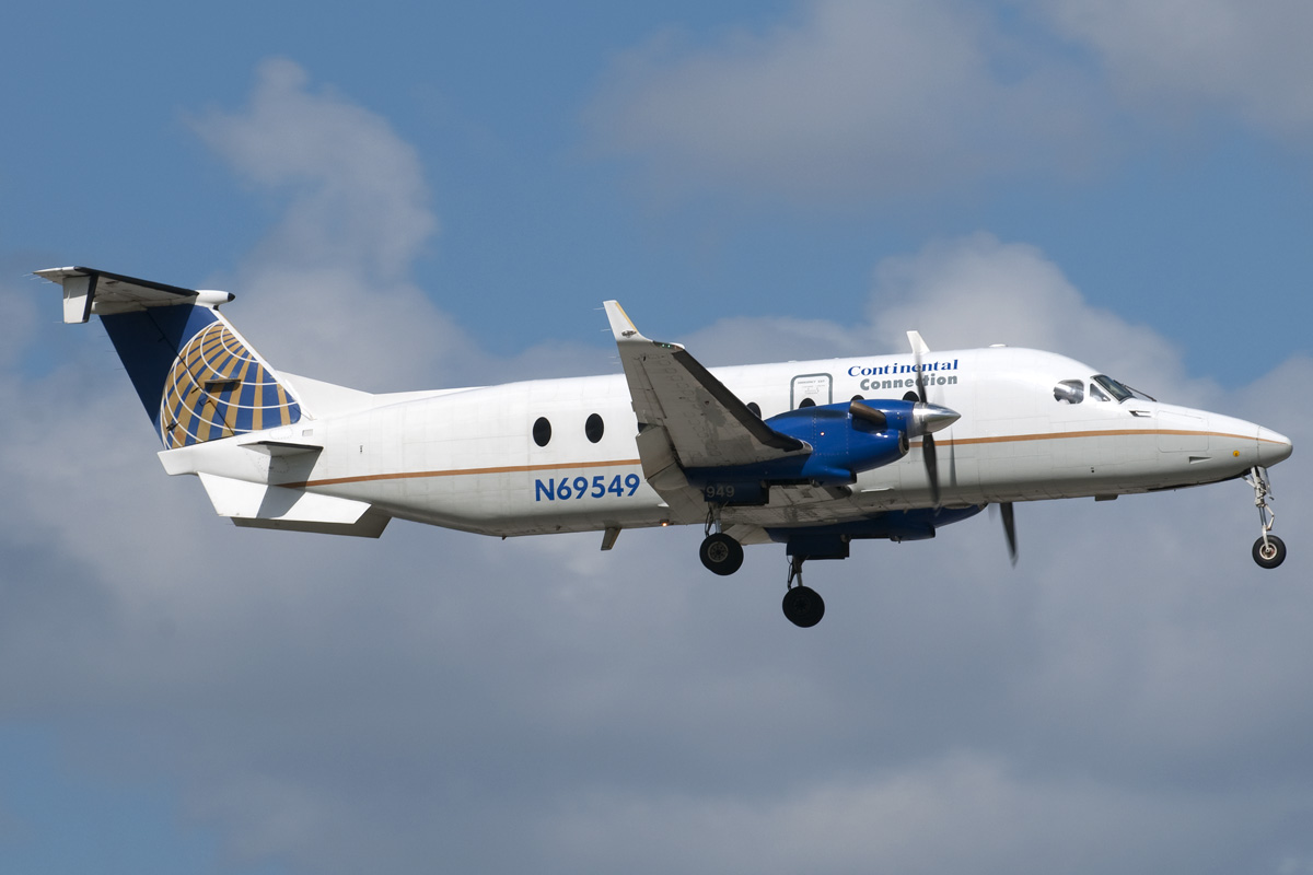 Spotter-Reports: Continental Connection B190 N69549 - Miami Report