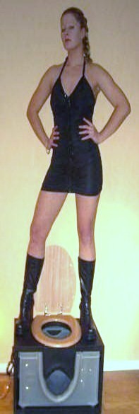 Toilettepourfemme Cercacercava Padrona Toilet Mistress La Pratica Del Toilet Training Una
