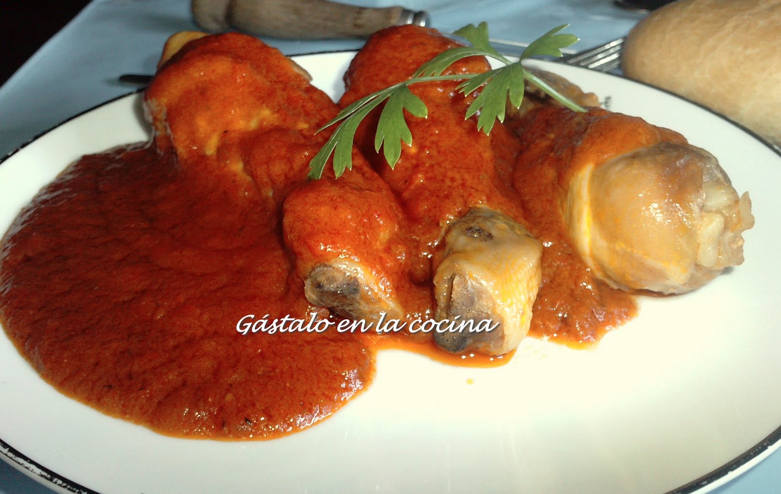 Gástalo en la cocina: MUSLITOS DE POLLO EN SALSA