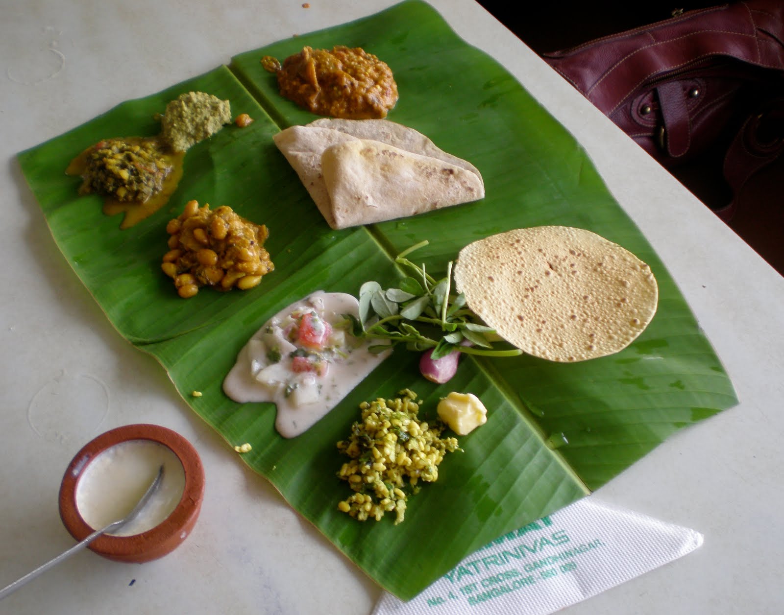 Niya's World: Jolada Roti Meals at Kamat Yatri Nivas, Bangalore
