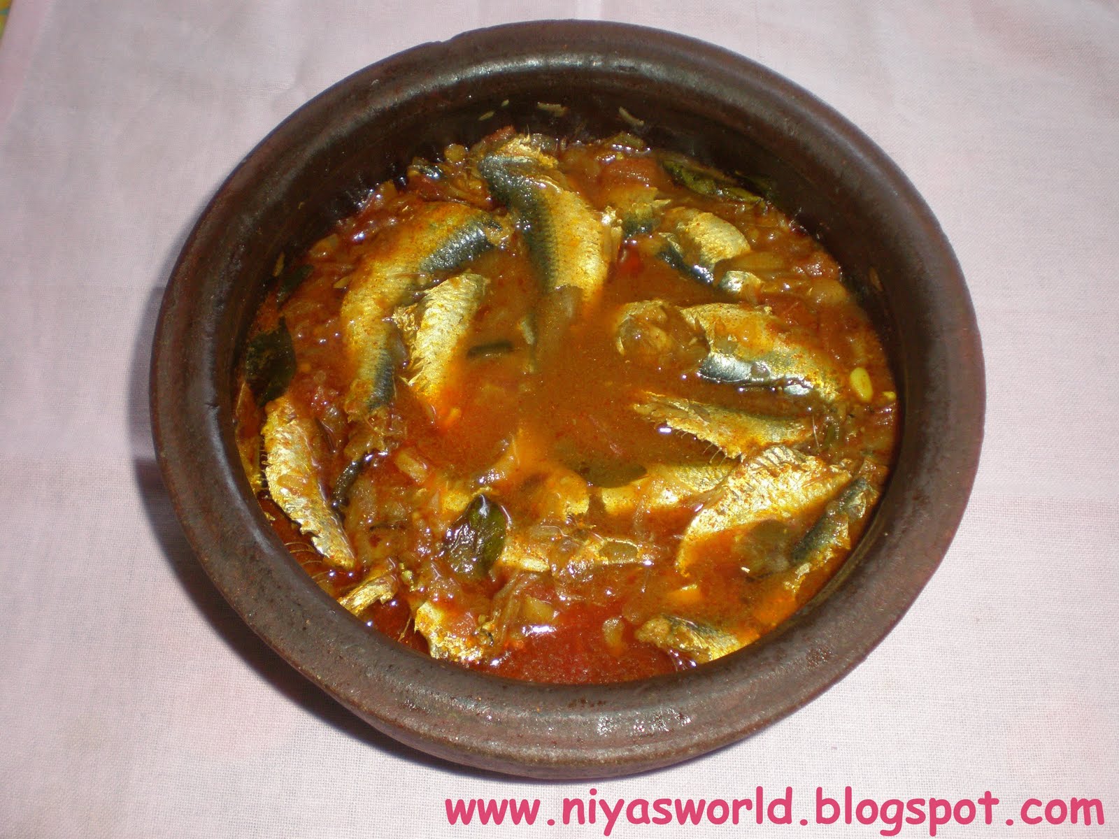 Niya's World: Mathi / Sardine Curry