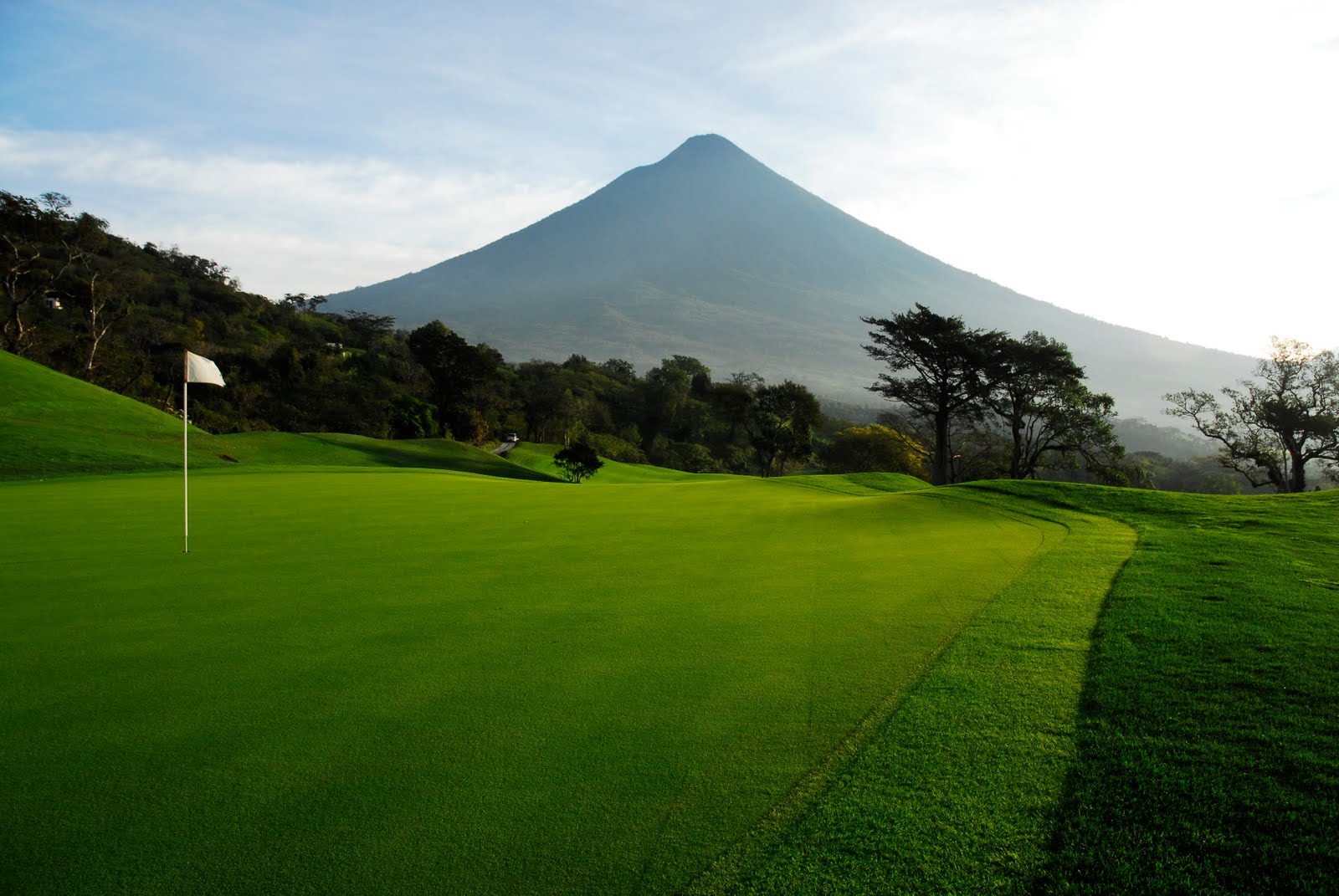 Shore Excursions in Guatemala: Golf amongst Volcanoes - Central America