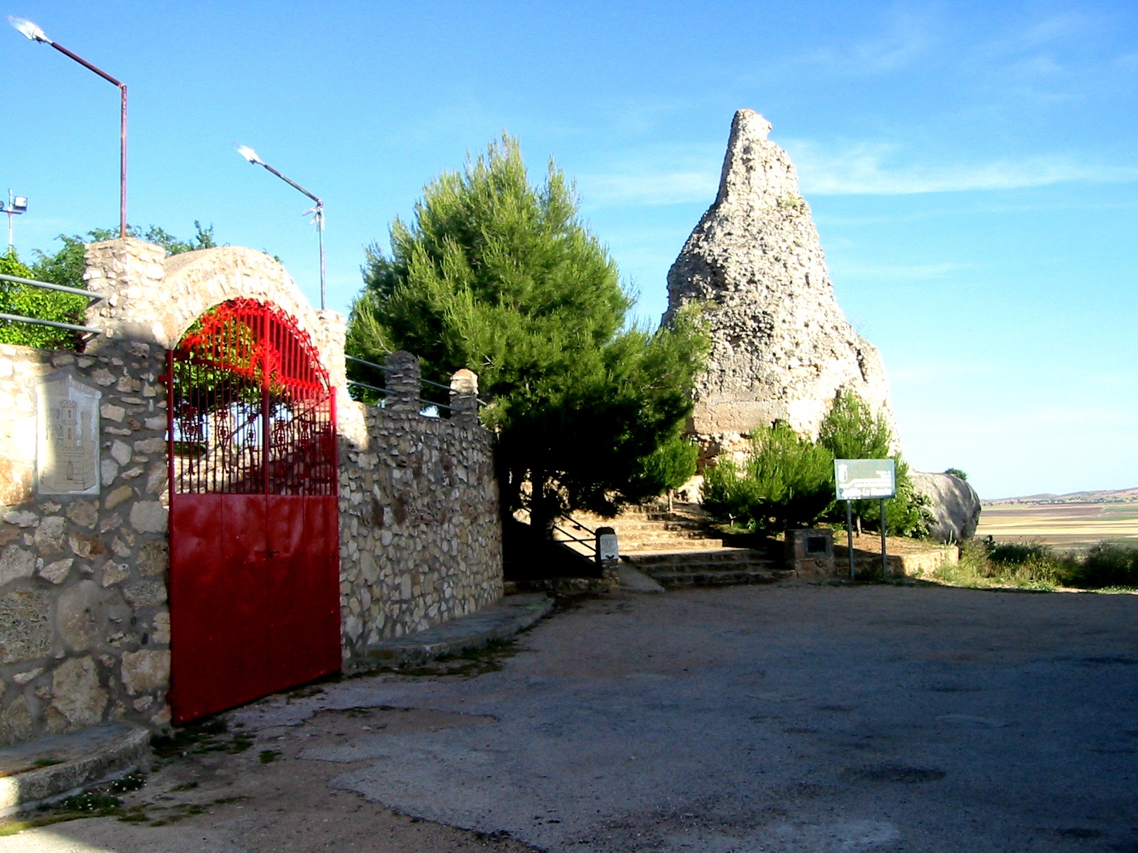 Toro, Torero y Afición: Plaza de toros de Montalbo (Cuenca)