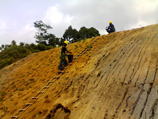 DAIRI PRIMA MINERAL - ENVIRONMENTAL DEPARTMENT: Kestabilan Lereng dan ...