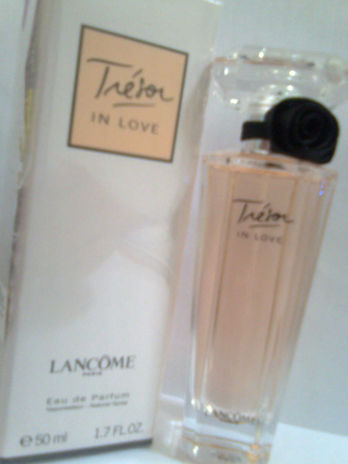 MyWorld....Viva la Vida: Original Lancôme Trésor in Love Perfume