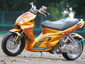 Auto Modif Cars Designs: MODIFIKASI SUZUKI SKYWAVE 2008 LOWRIDER