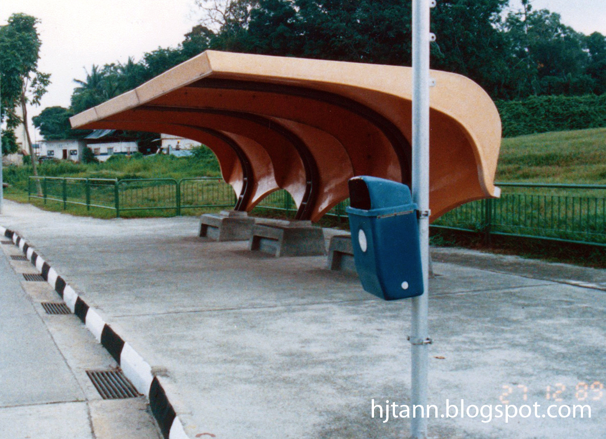 hjtann photo blog: Singapore Heritage - Old bus stop shelters
