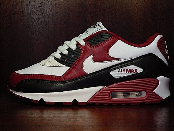 UNDERCROWN SHOP !!!: AIR MAX 90 RED/BLUE...IS YOUR CHOICE?