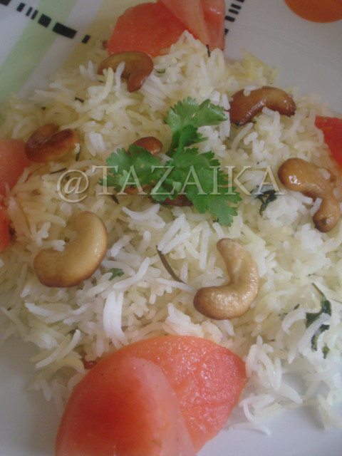 FOOD CAPITAL: KAJU RICE-RICE WITH NUTTY CASHEWNUTS AND GREENY CILANTRO!!!