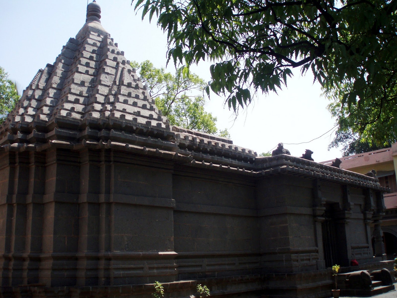 Travelogue Unlimited: Kaneri Math and Siddhagiri Rural Museum : A Photo ...