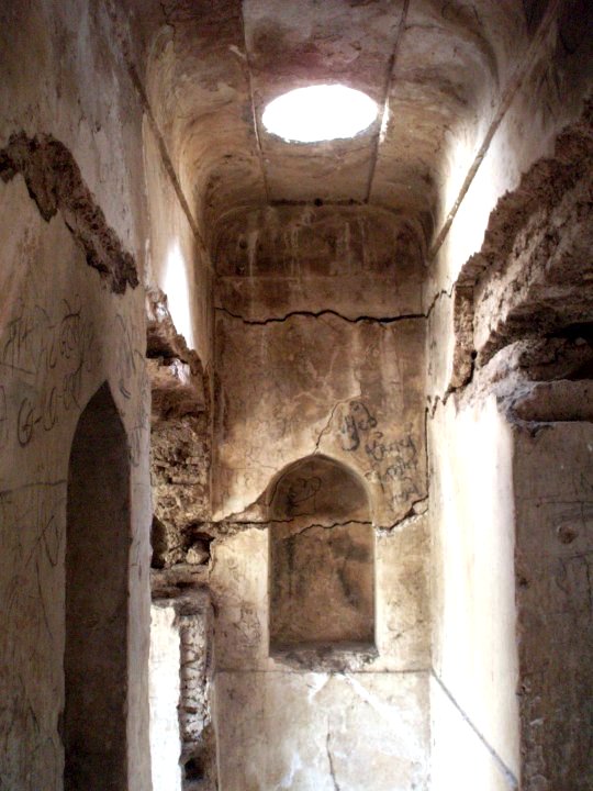 Travelogue Unlimited: Temples of Bahadurgad Fort : A Photo Feature