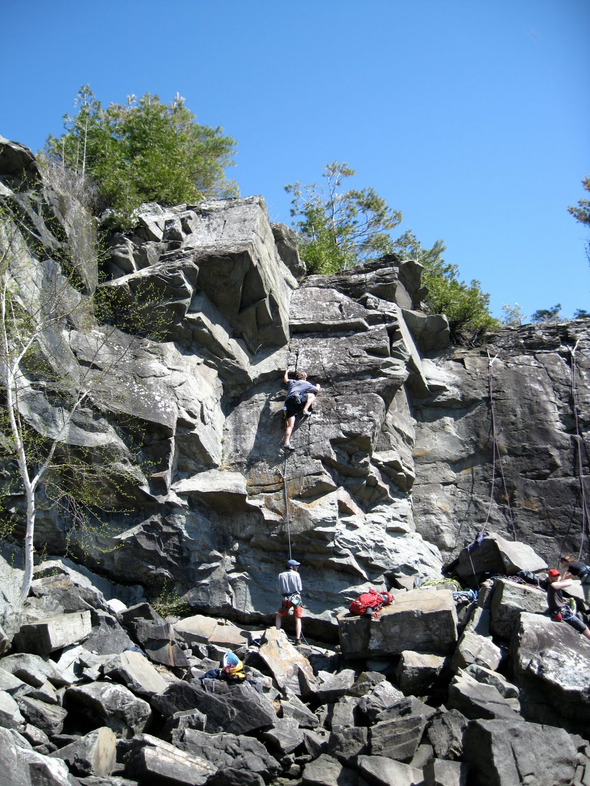 Escalade de rocher au Québec / Quebec rock climbing: chemin des dames ...