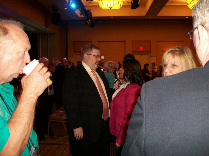 "Helping YOU Take Center Stage"!: 2010 Toastmasters International ...