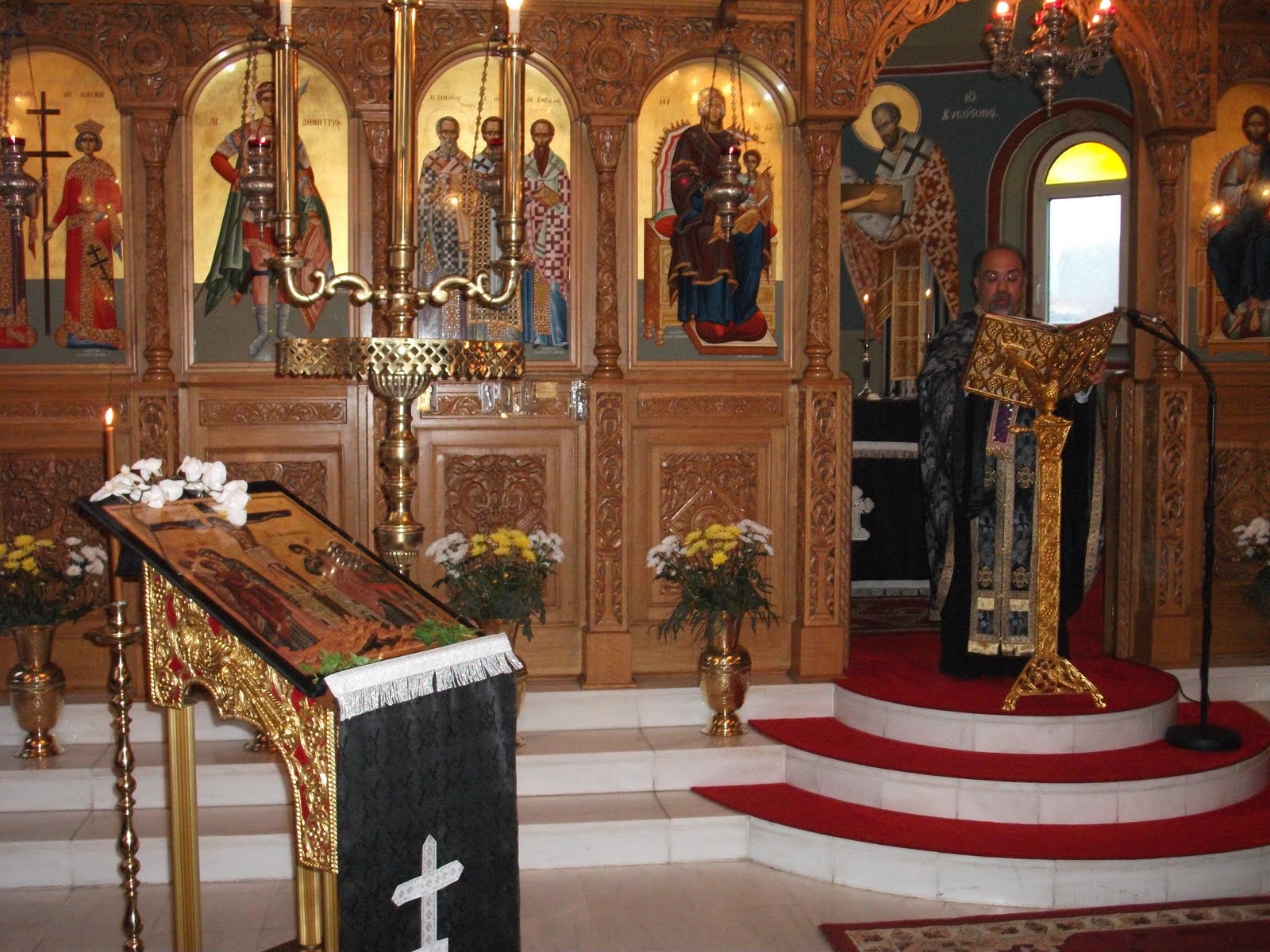 ΕΝΟΡΙΑ "ΤΡΙΩΝ ΙΕΡΑΡΧΩΝ" ΑΝΝΟΒΕΡΟΥ: ΜΕΓΑΛΗ ΠΕΜΠΤΗ 2010 - ΑΝΝΟΒΕΡΟ