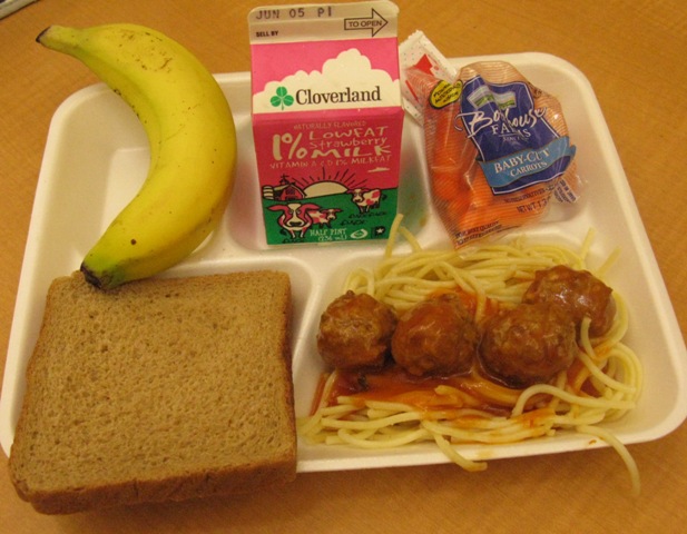 Better D.C. School Food: What's for Lunch: Pasta and Meatballs