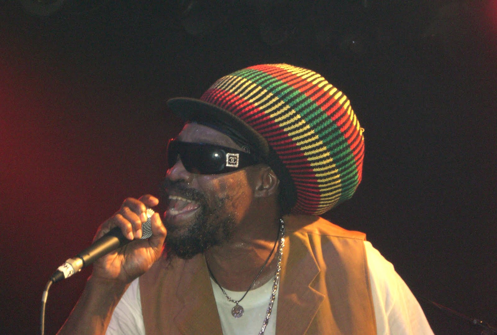 Reggaediscography: MICHAEL ROSE (Mykal Rose) - DISCOGRAPHY