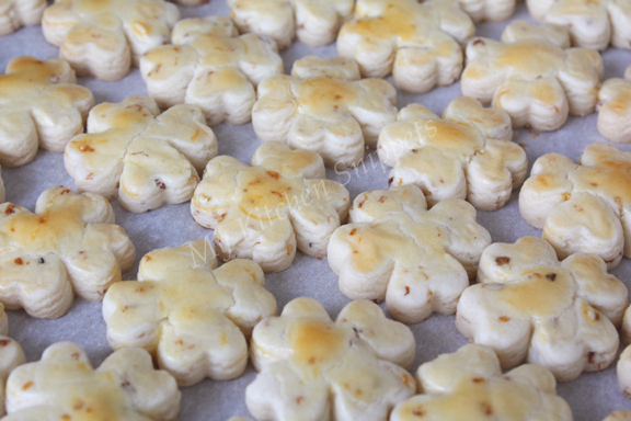 My Kitchen Snippets: Osmanthus Cookies