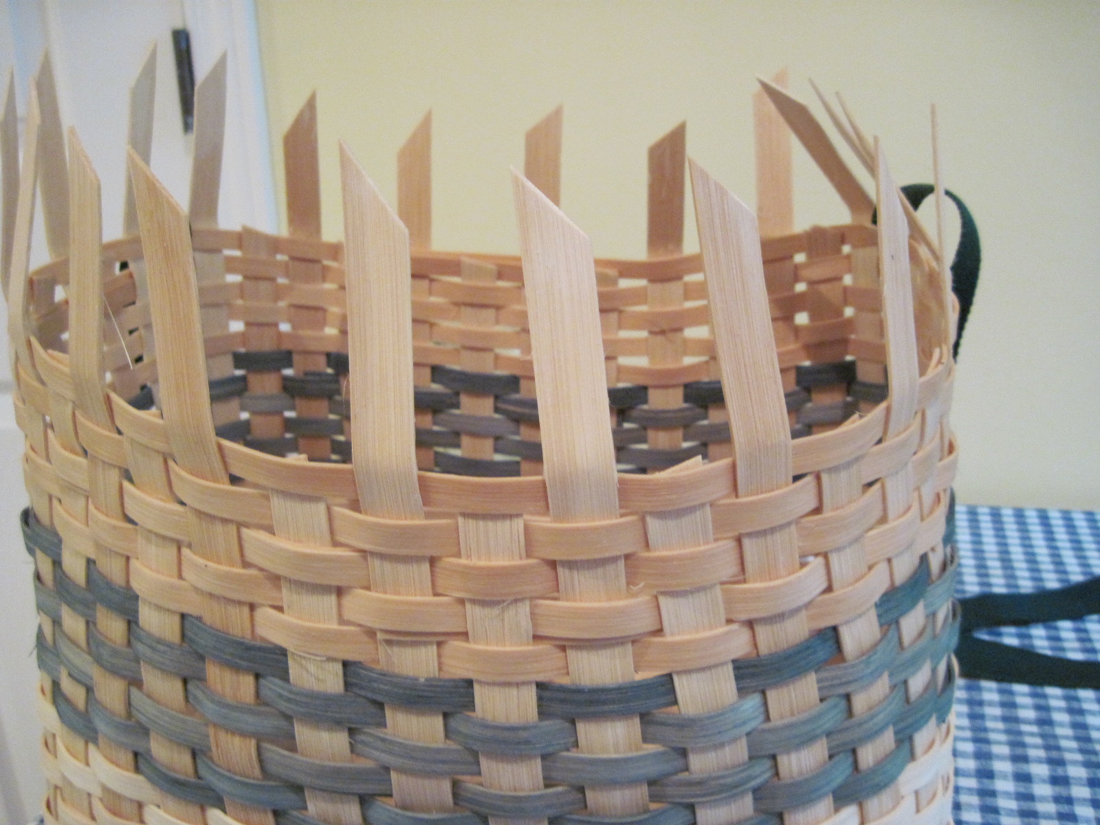 John Toft Basketry: Creating a Fishing Creel using flat cane.
