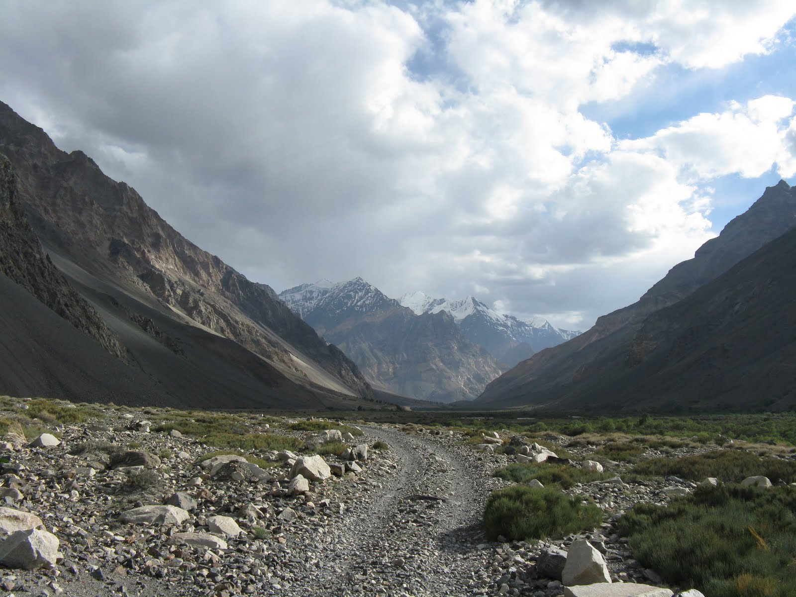 Kurze Sommertour durch Mittelasien: Abfahrt ins Bartang, von Shurali ...