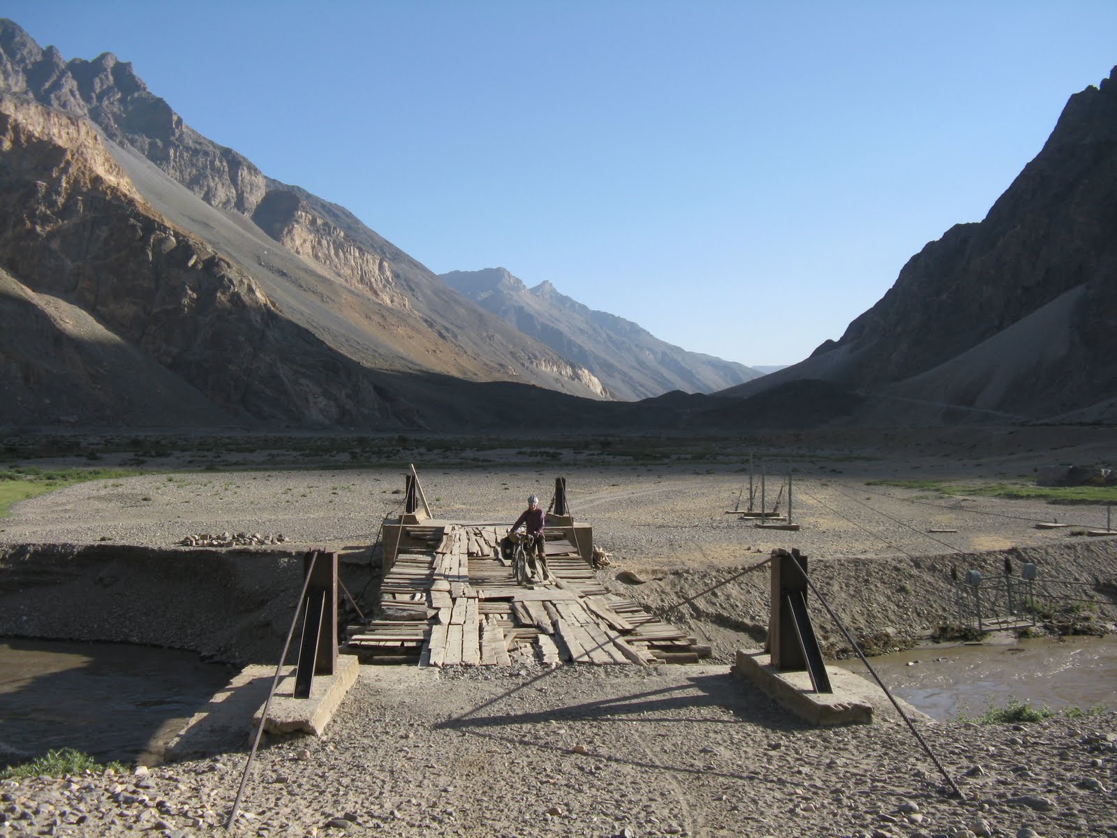 Kurze Sommertour durch Mittelasien: Abfahrt ins Bartang, von Shurali ...
