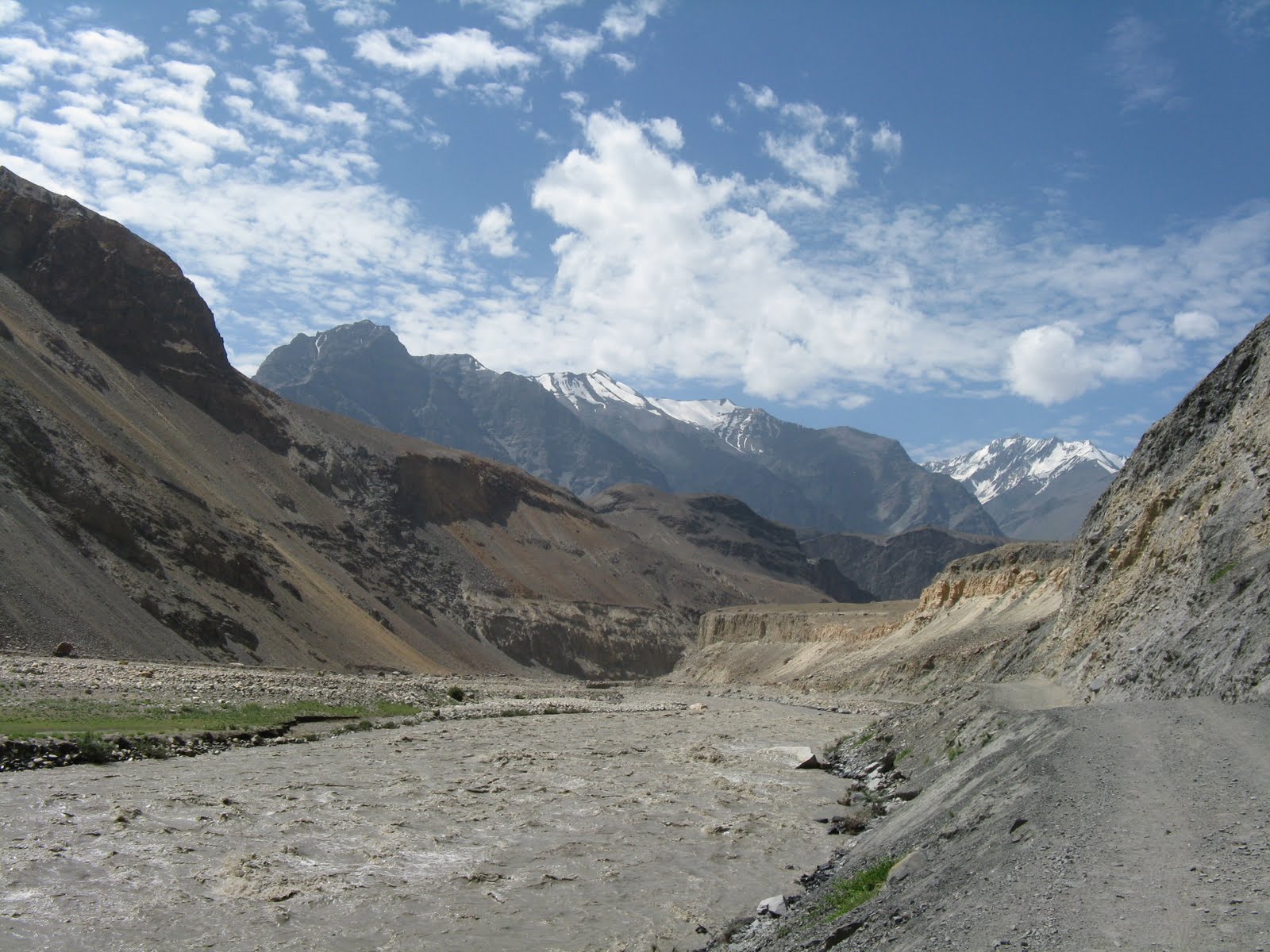 Kurze Sommertour durch Mittelasien: Abfahrt ins Bartang, von Shurali ...