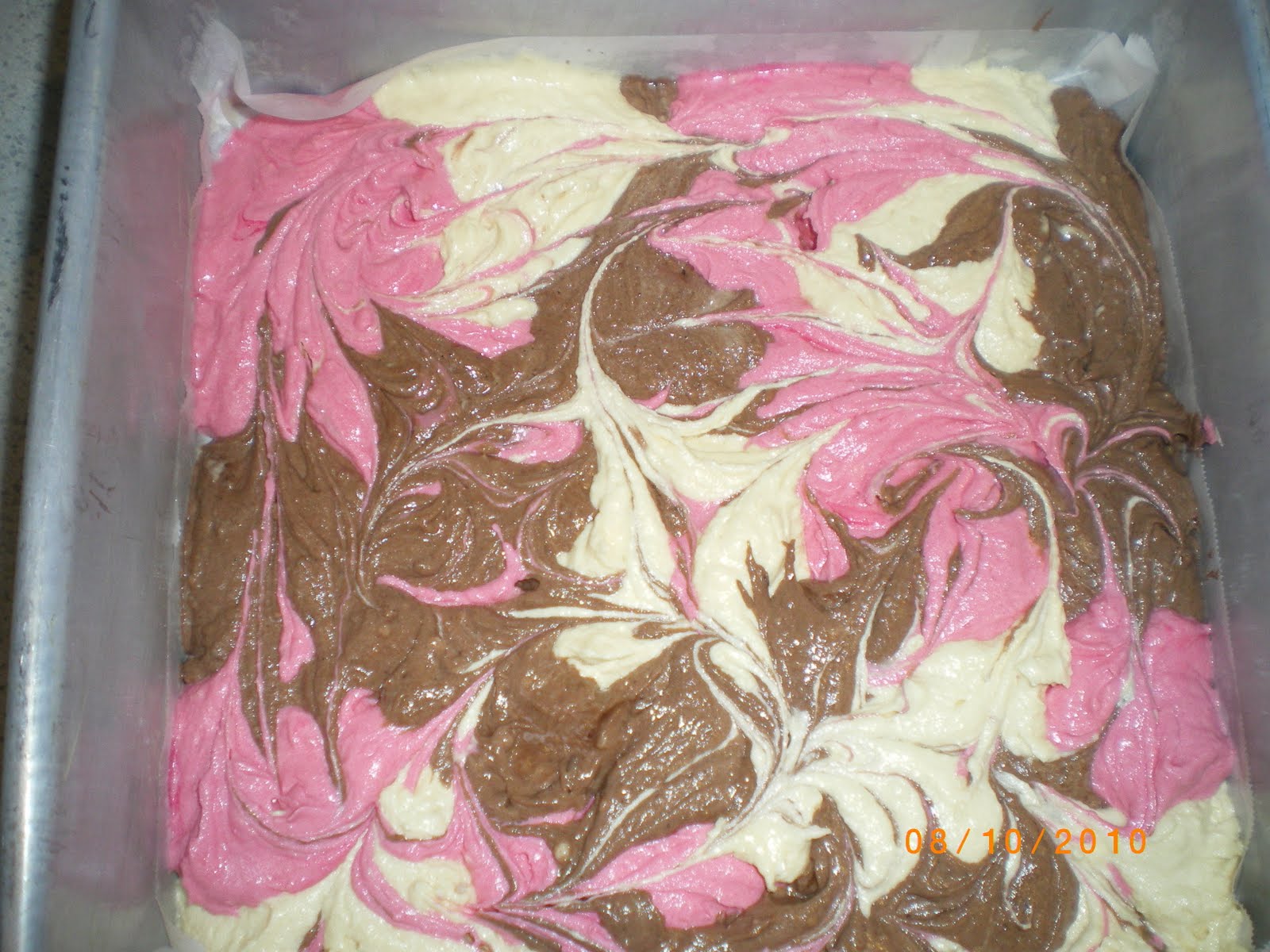 Cate Can Cook, So Can You!!: Marble Cake with Chocolate Frosting