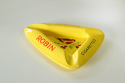 Advertising Ashtrays: Robin Cigarettes
