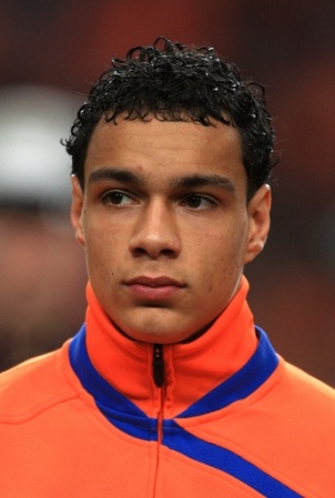 The Best Footballers: Gregory van der Wiel is a international Dutch ...