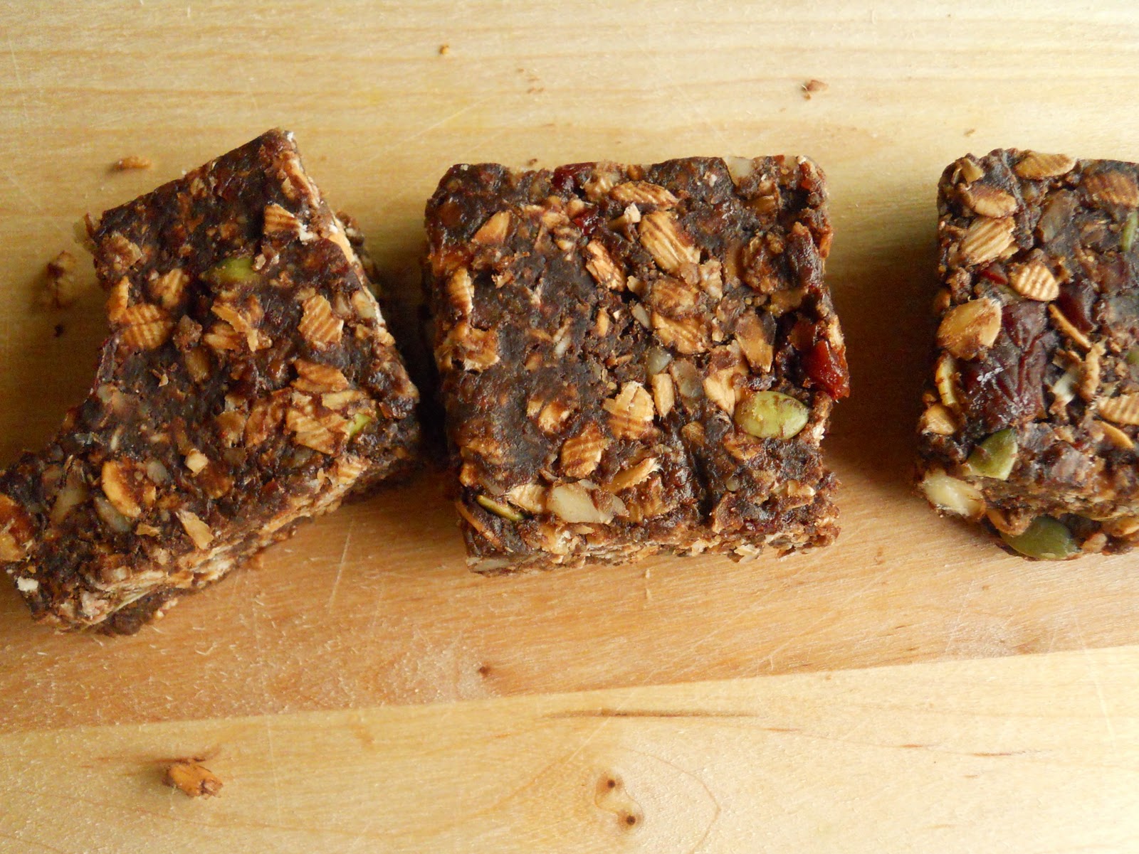 jesse-s-kitchen-raw-vegan-power-bars